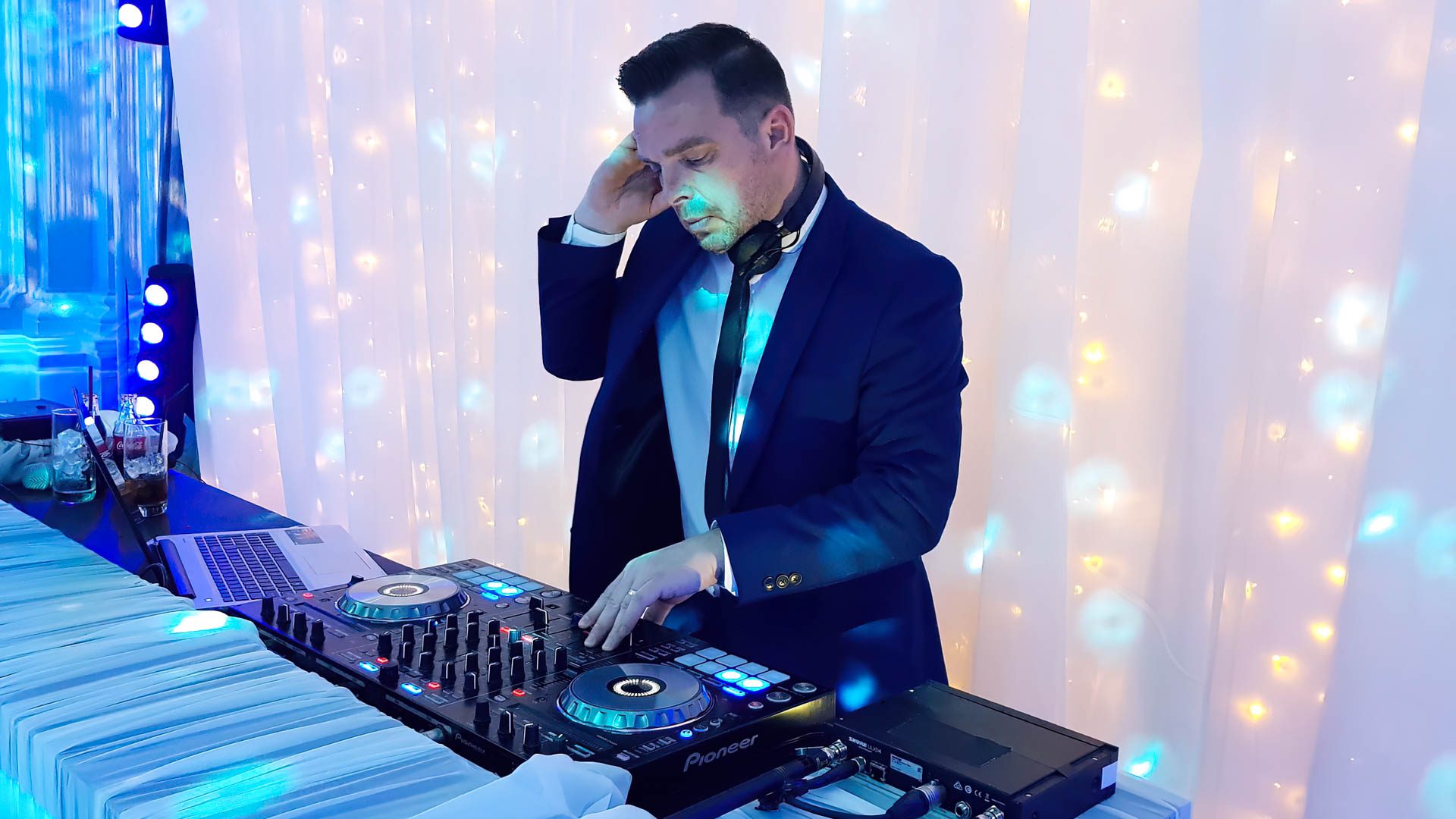 DJ Paul - Leicester DJ for Party & Wedding Hire - DG Music